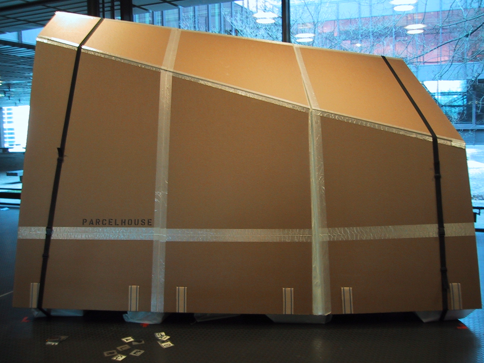 Parcelhouse – Yves Ebnöther